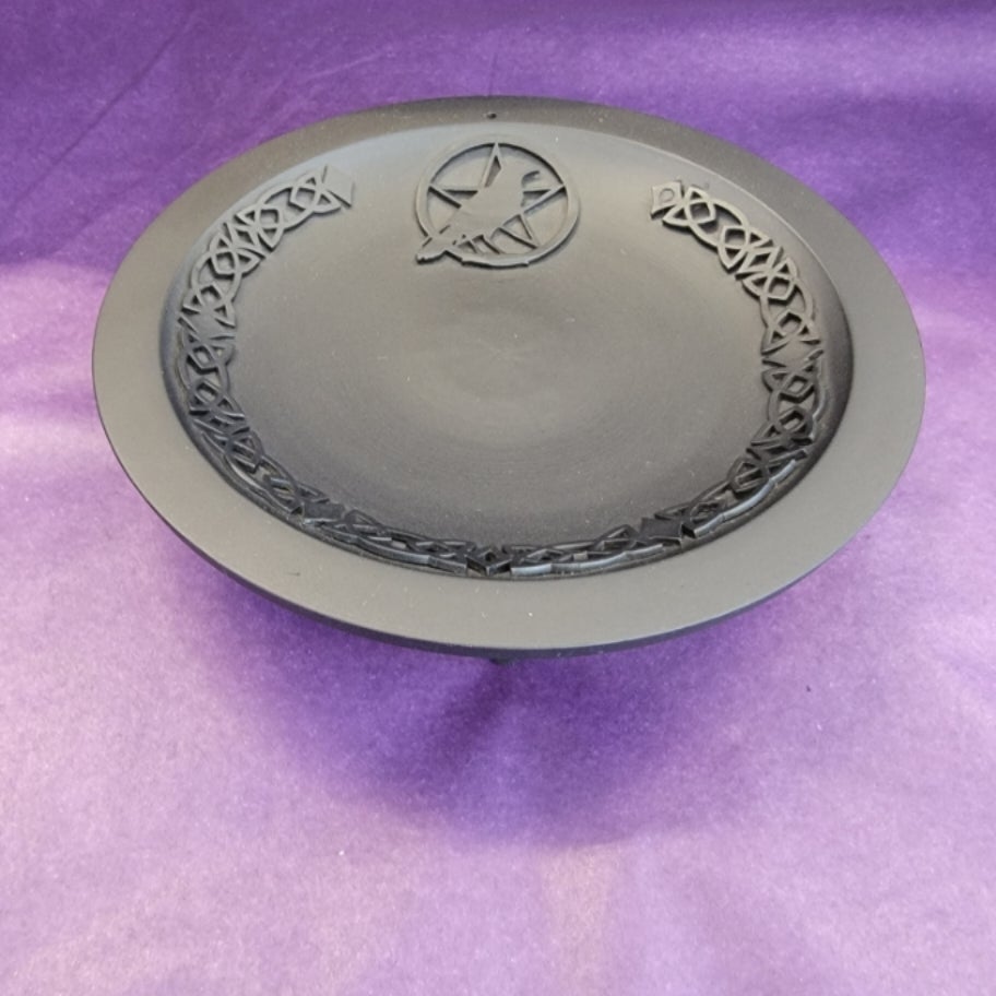 Raven Altar Plate Cast Iron | Enchanted DragonFly